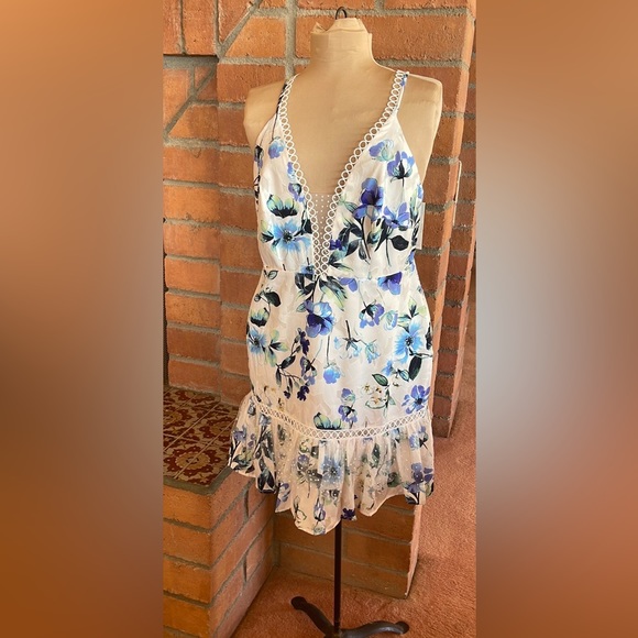 foxiedox | Dresses | 7 Foxiedox Ressie Floral Mini Dress Ruffle Strappy ...